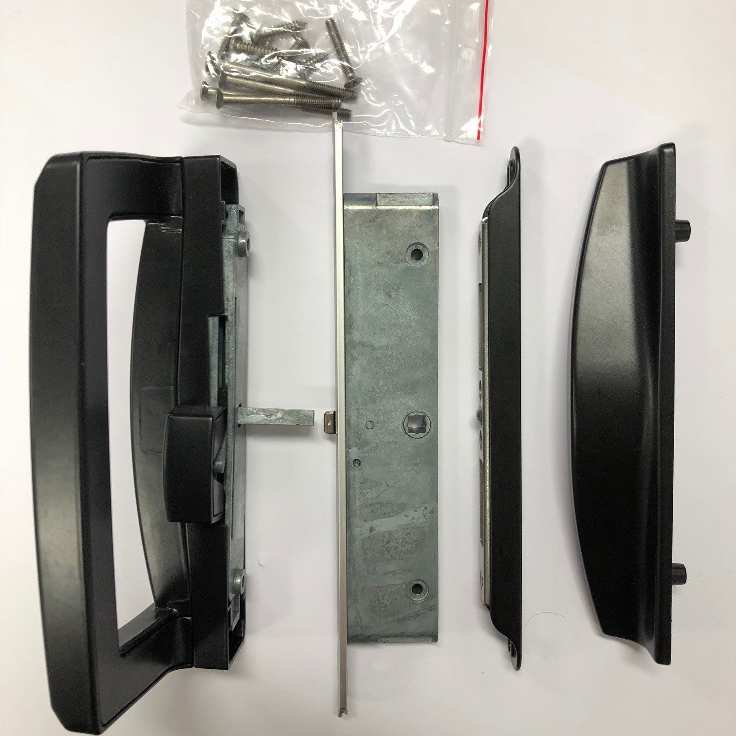 Sliding patio door - Aria Endeavour (interlock) MORTICE sliding door h ...