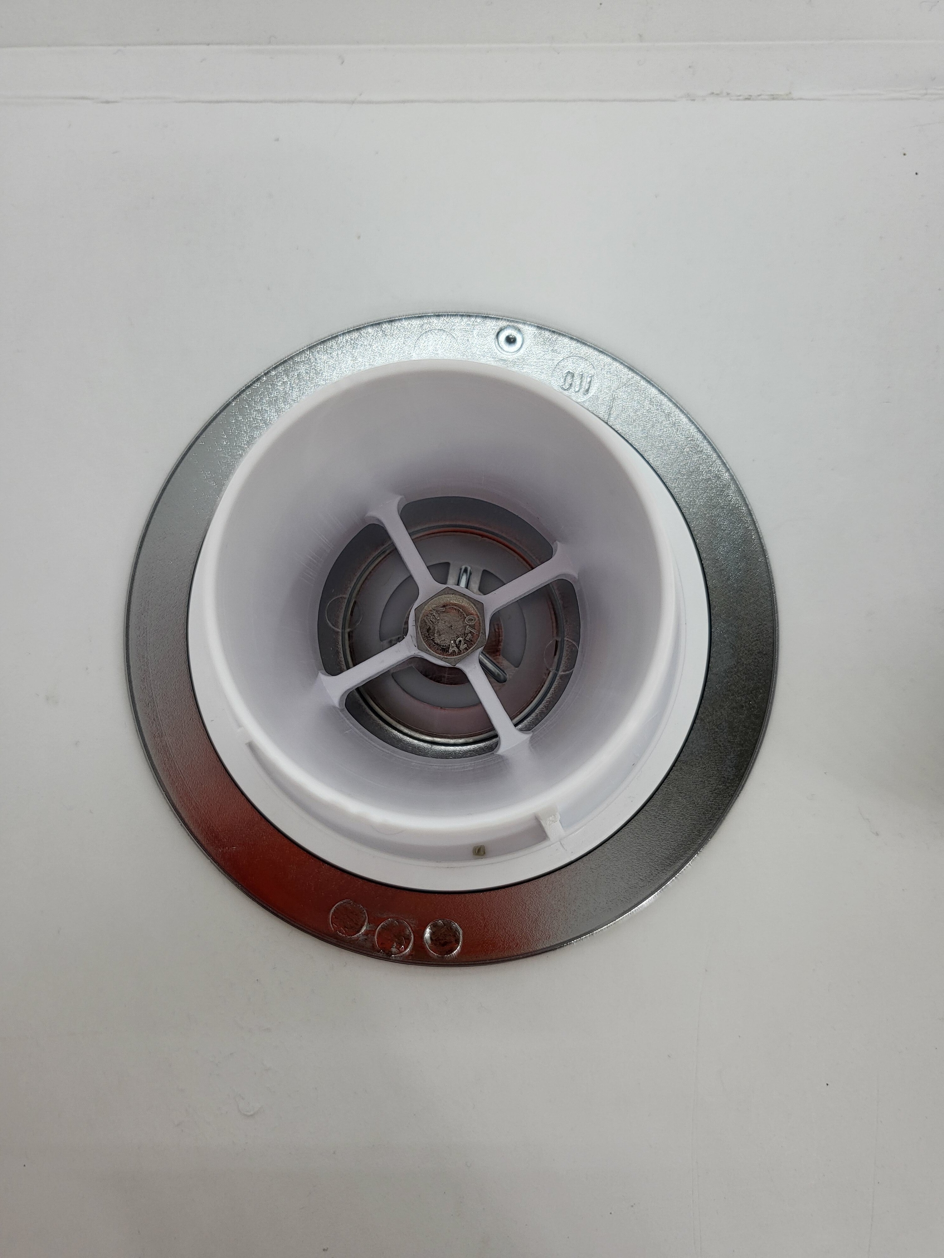 Seville High Entry McAlpine Waste Lid Assembly - Pre September 2007 ...
