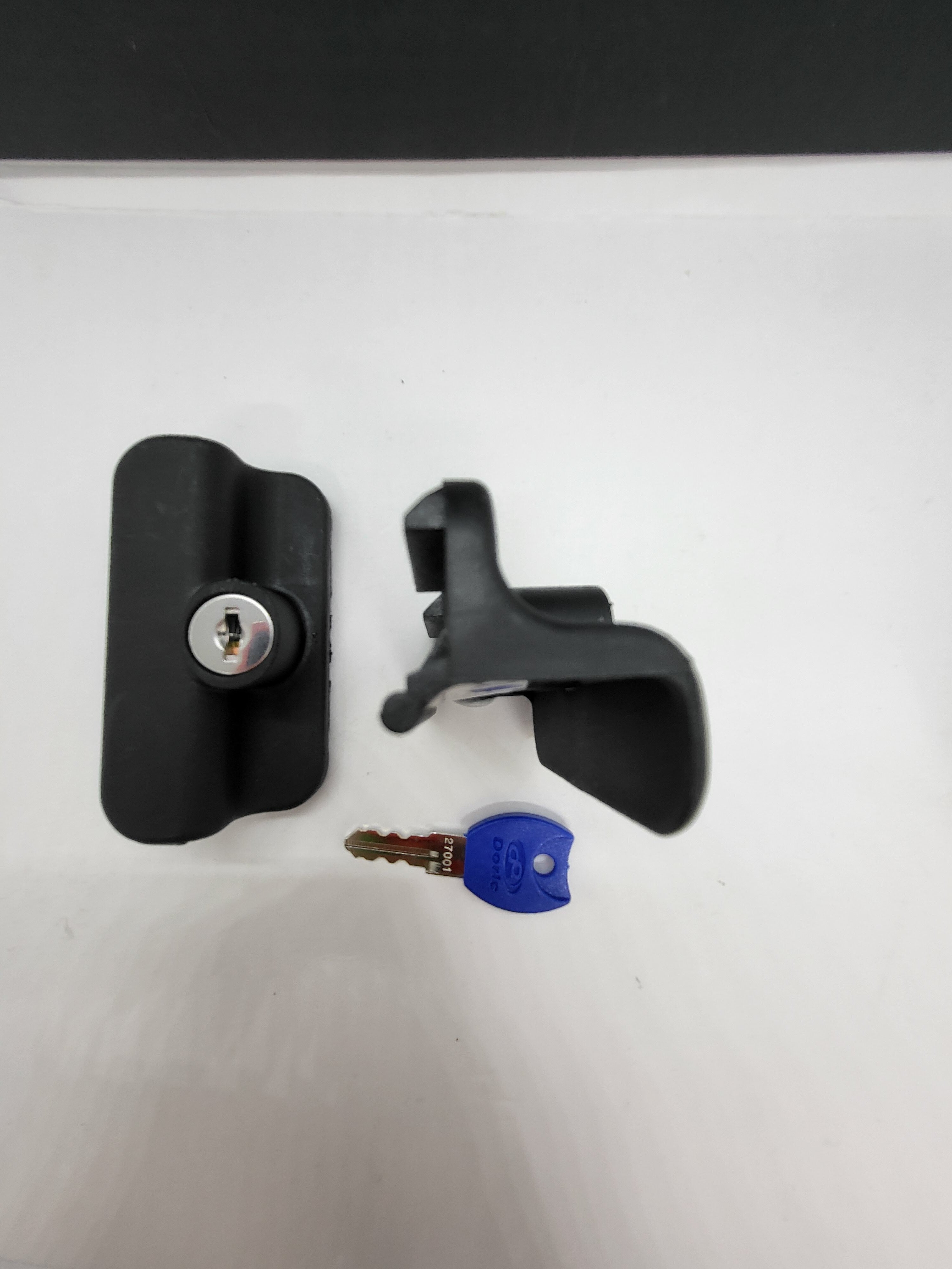 Sliding window handle - suits Golden windows - keyed – Mr Windows AU