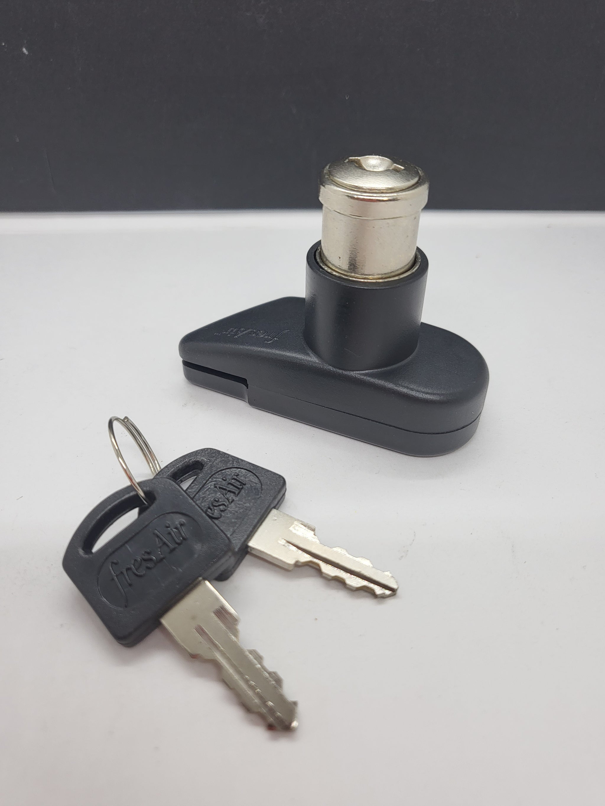 Lock to suit Bradnams louvres - obsolete - Black – Mr Windows AU