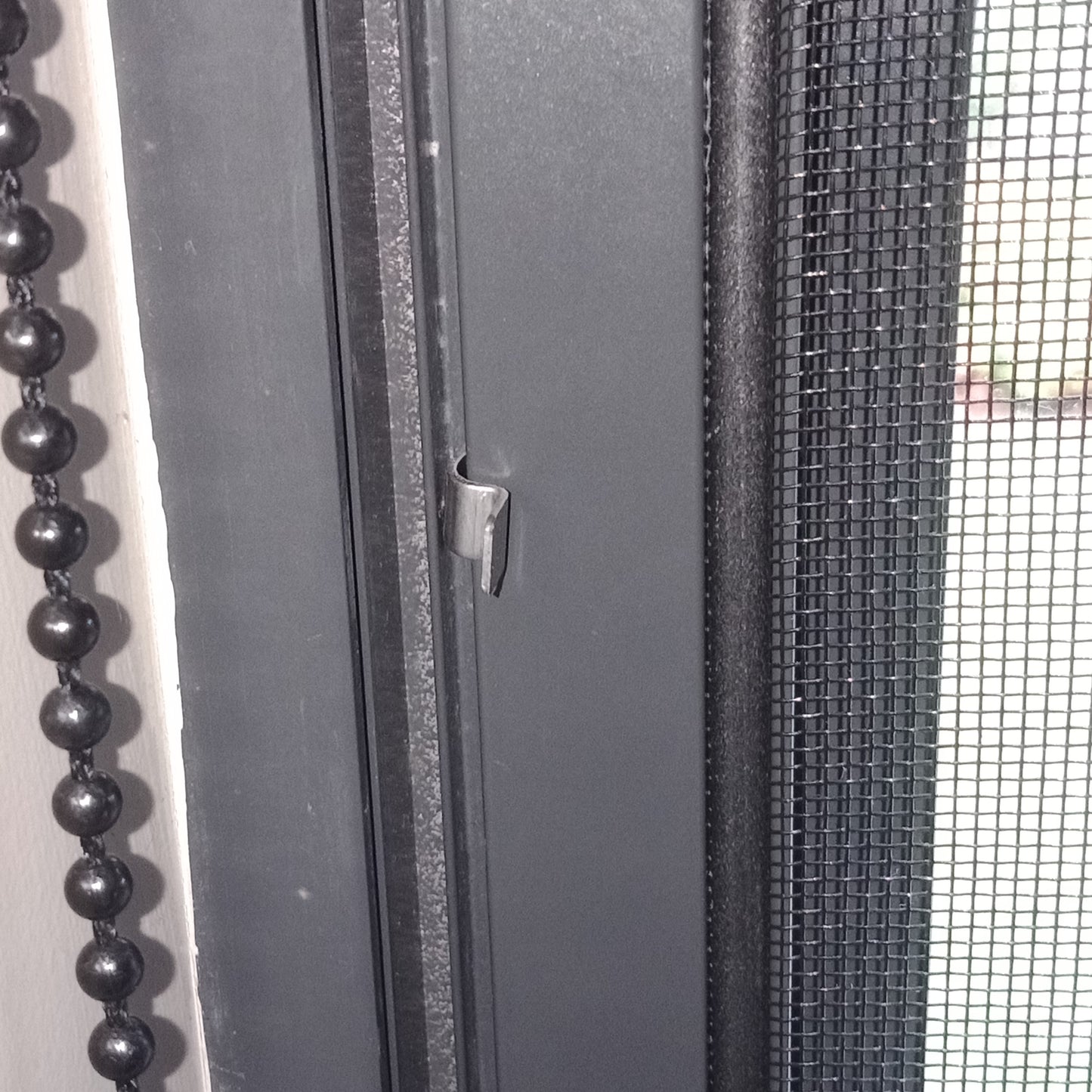 Fly screen clip - suits Trend windows - sold in pack of 10 – Mr Windows AU