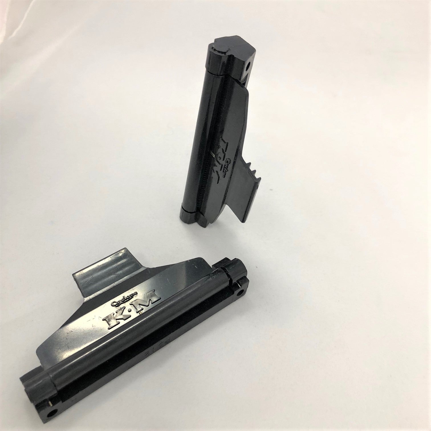 Screen door catch to suite Boral Cyclone KM D series sliding screen do ...