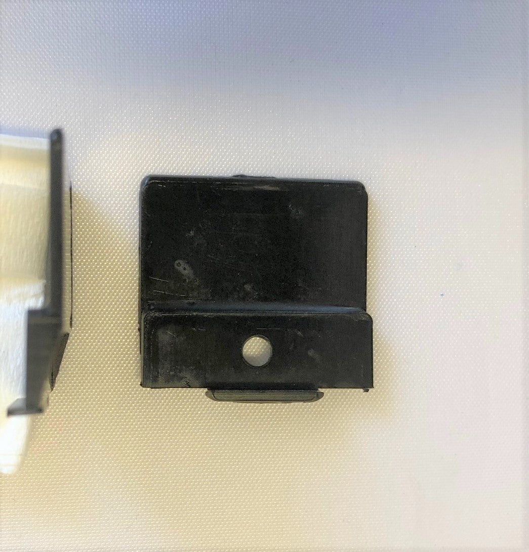 Flyscreen retaining clip - suits Wunderlich W3 windows – Mr Windows AU