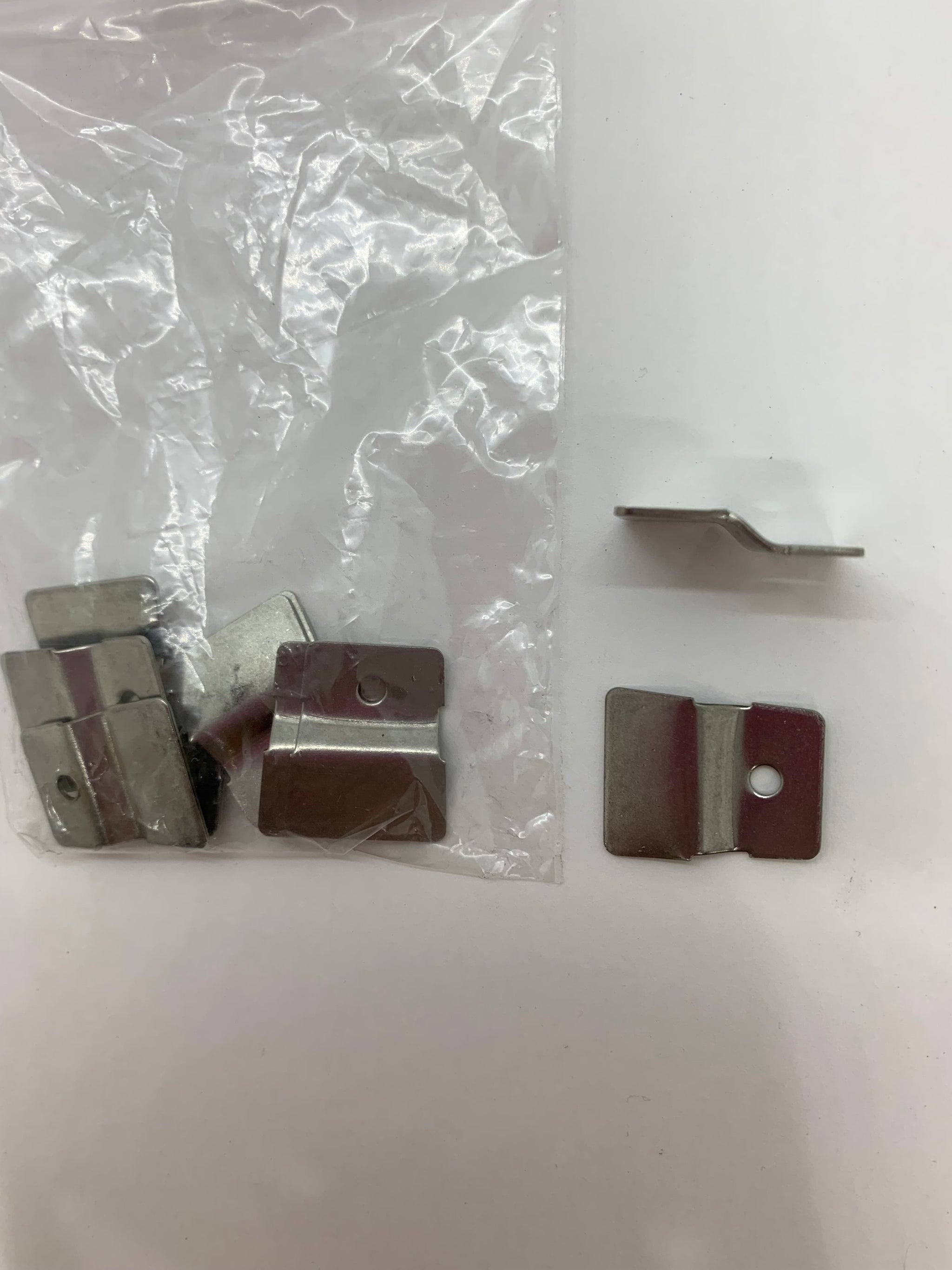 Flyscreen Clip - sold in bag of 10 - metal – Mr Windows AU