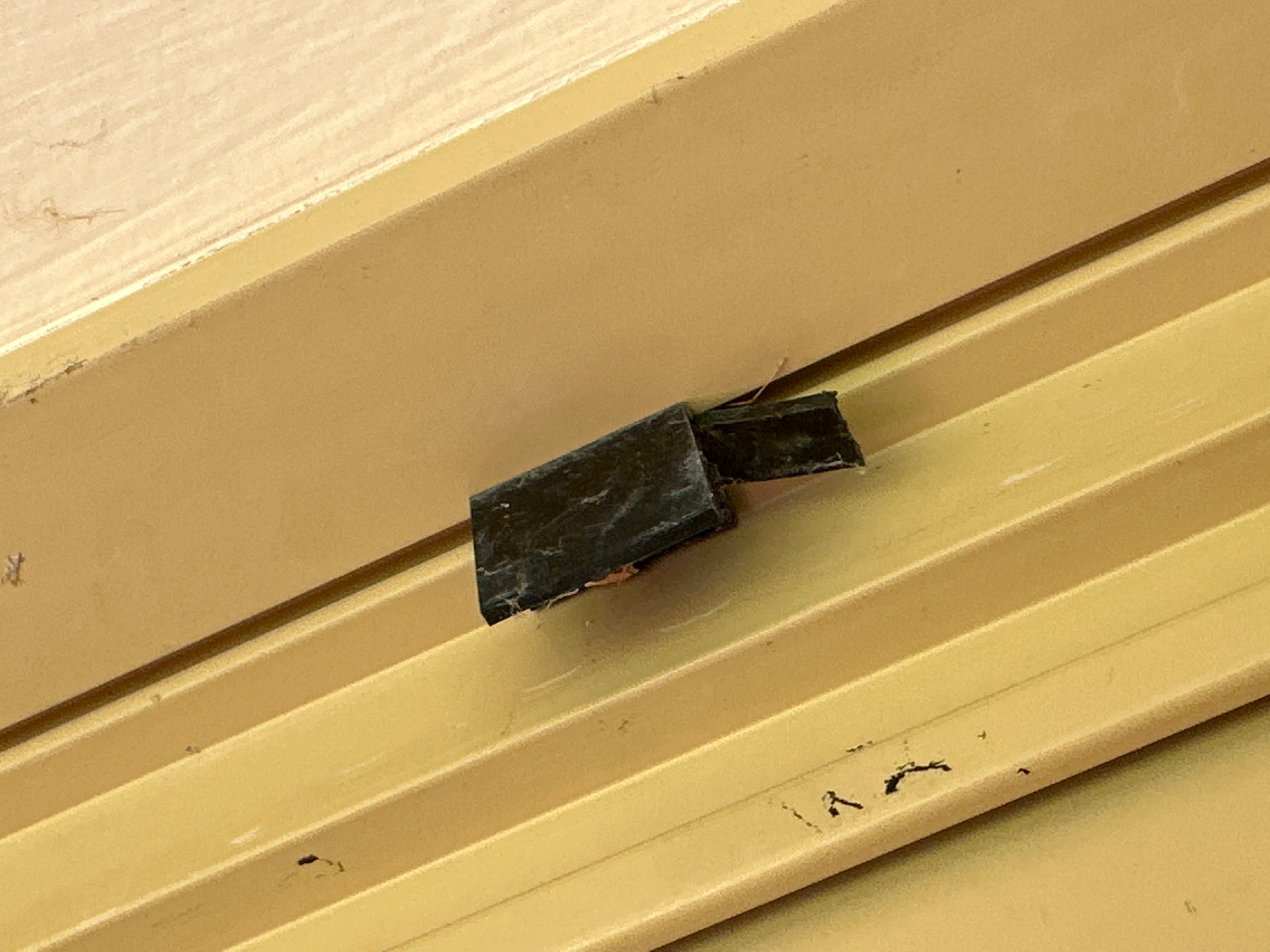 Flyscreen clips - suit Jason sliding windows - sold per pack (4) (2pai ...