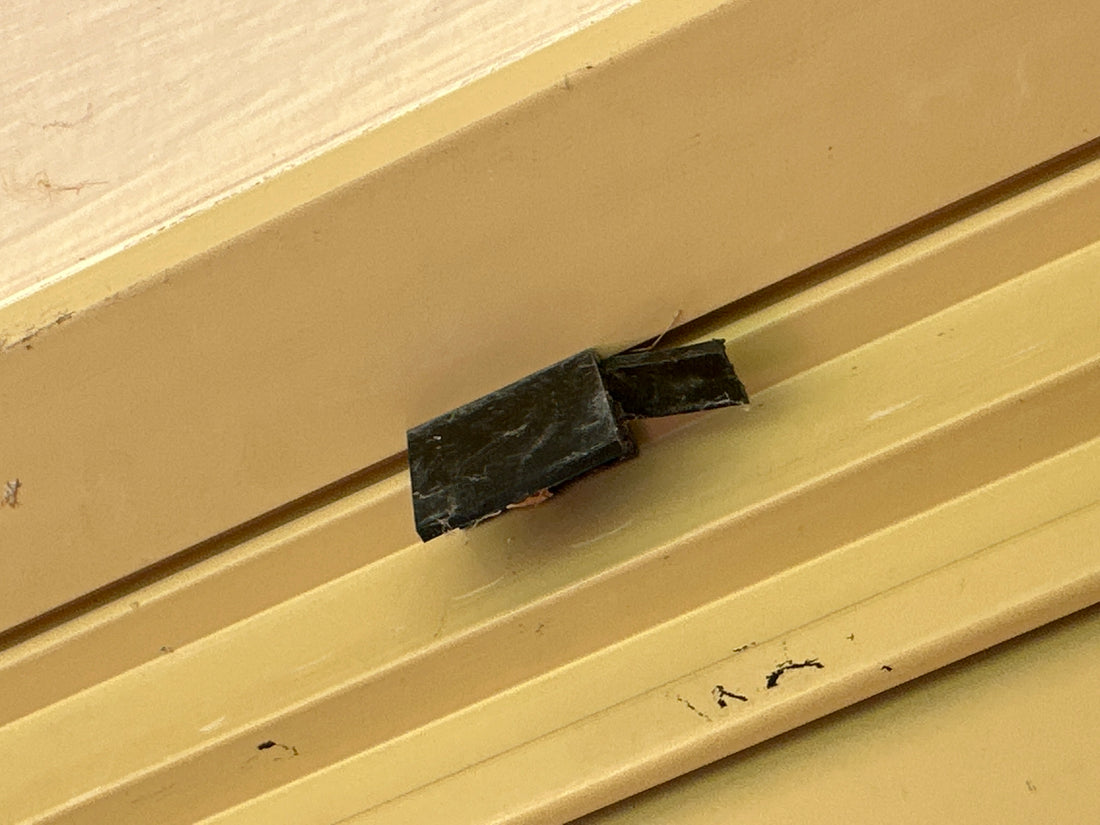 Flyscreen clips - suit Jason sliding windows - sold per pack (4) (2pai ...