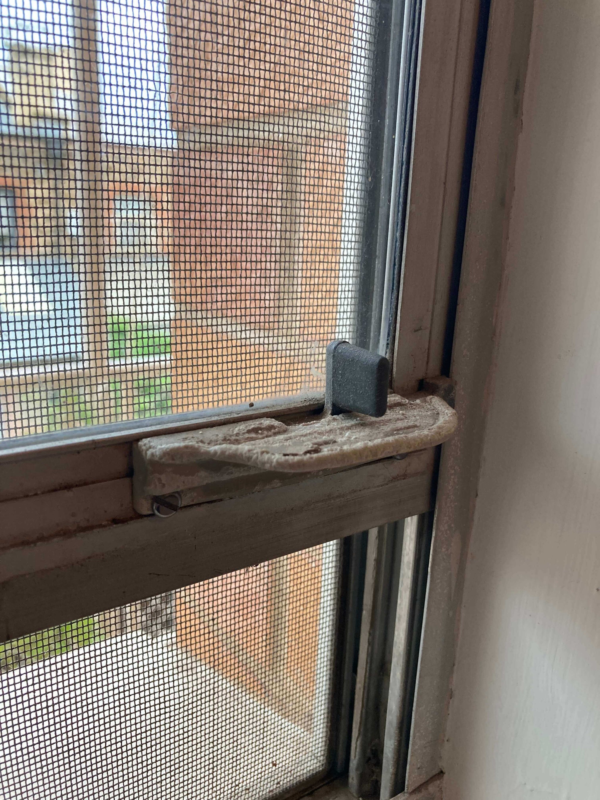 Window Latch 3D Right & Left – Mr Windows AU