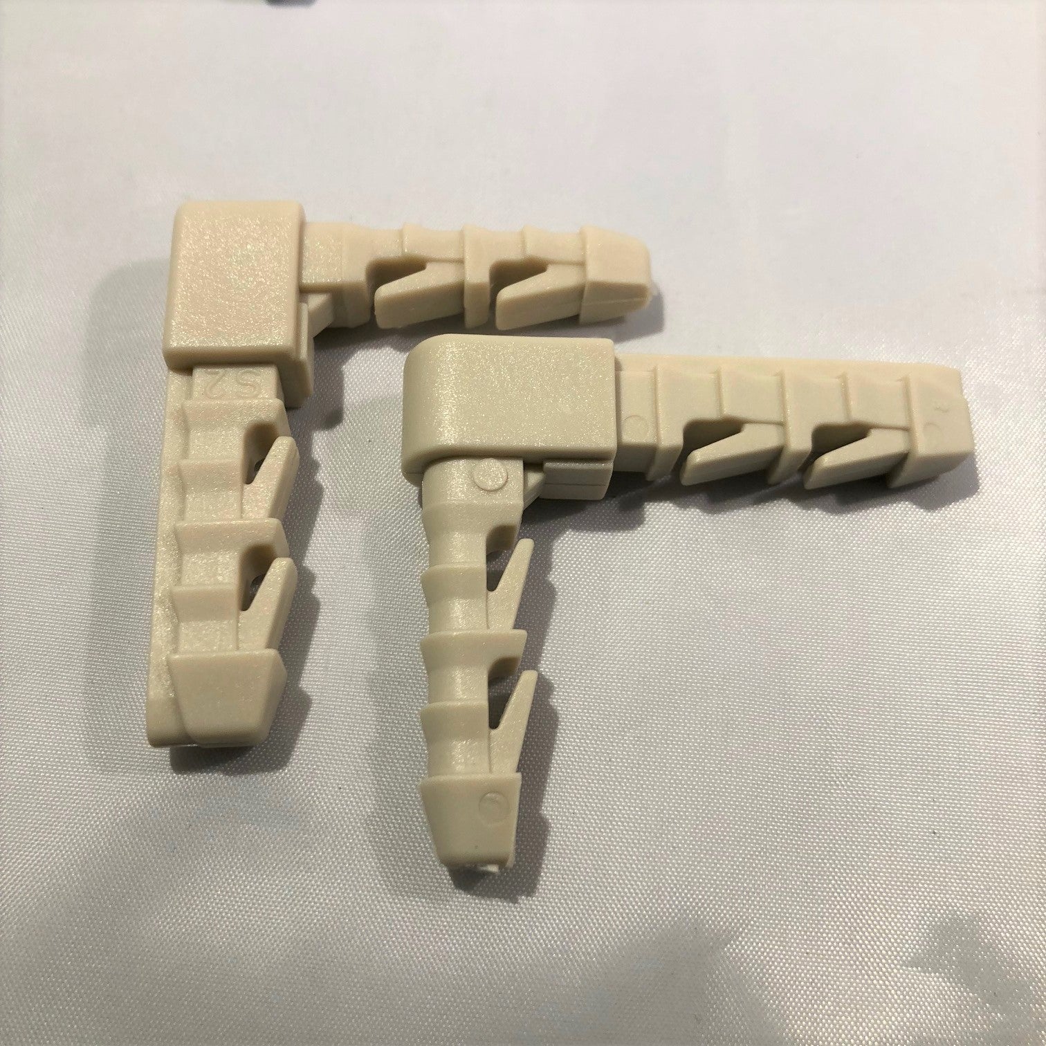 Stegbar Softline - Sliding and pivot hangers and corner connectors- Wh ...